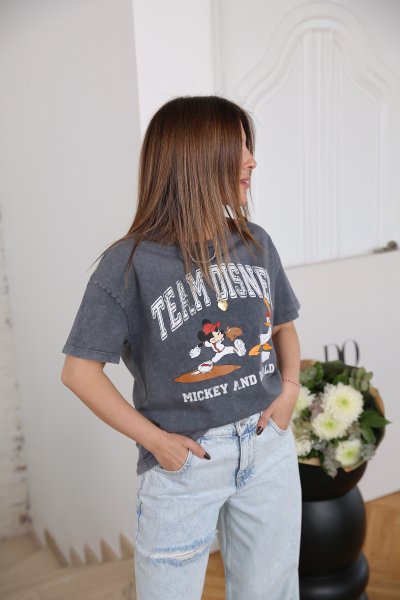 Team Disney Baskılı Tişört | Özge Özgenç